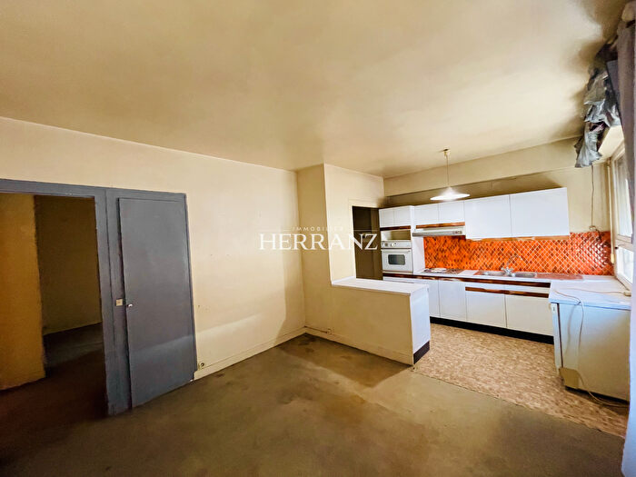 Appartement à vendre - Libourne, Centre-ville, Bastide, Gare - 5 pièces - 2 chambres