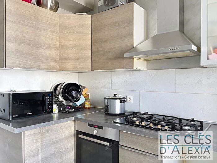 Appartement à vendre - Saint-Étienne, Solaure, Croix de lOrme, Le Mont, La Jomayère - 3 pièces - 2 chambres