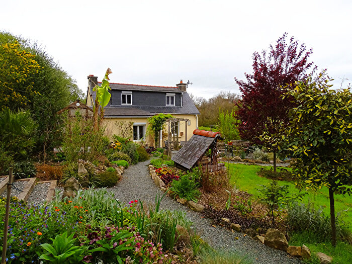 Maison à vendre - Carnoët - 5 pièces - 3 chambres