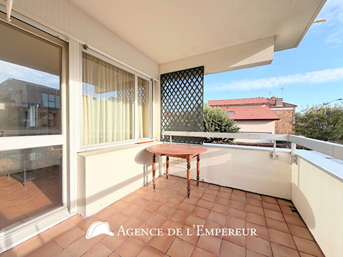 Appartement à vendre - Rueil-Malmaison, Coteaux - 3 pièces - 2 chambres