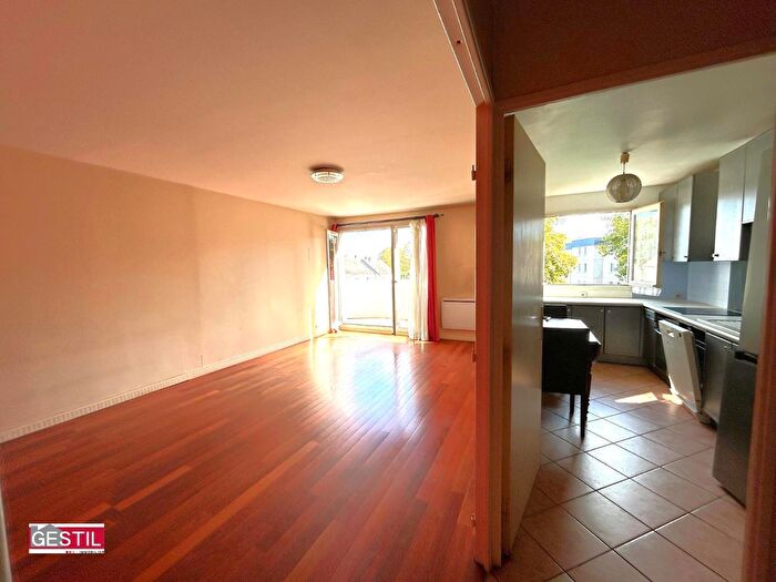 Appartement à vendre - Cormeilles-en-Parisis, Champs Guillaume - 4 pièces - 3 chambres