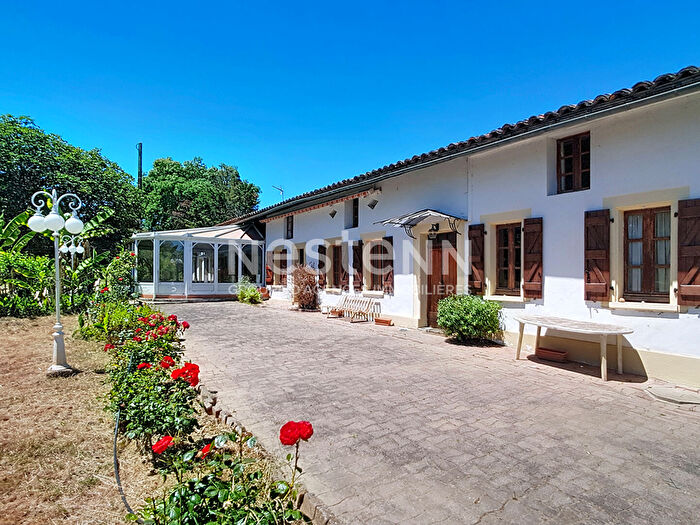 Maison 7 pièces à Sainte-Foy-de-Peyrolières, à vendre