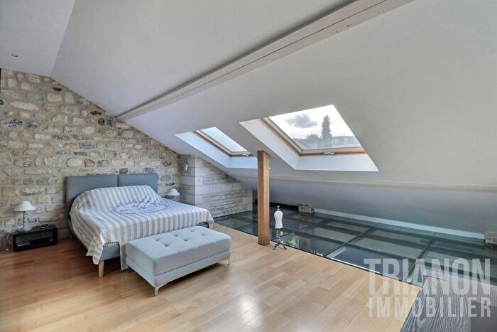 Maison à vendre - Verneuil-sur-Seine, Centre-ville, Gare - 7 pièces - 5 chambres