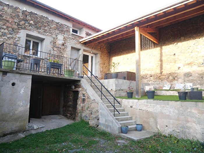 Maison 5 pièces à Saint-Romain-en-Jarez, à vendre