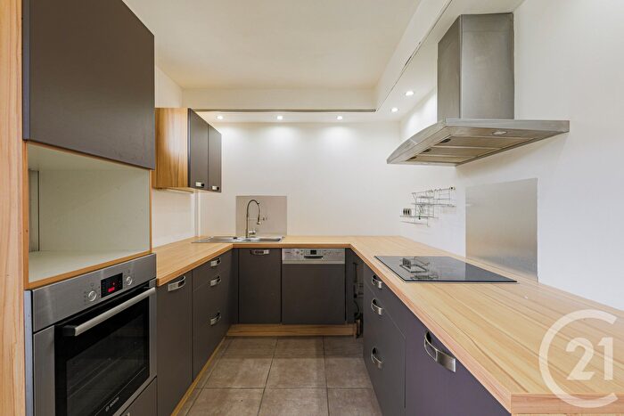 Appartement à vendre - Vizille - 3 pièces - 2 chambres