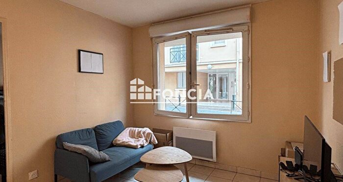Saint Martin, Étampes : Appartement 2 pièces à louer