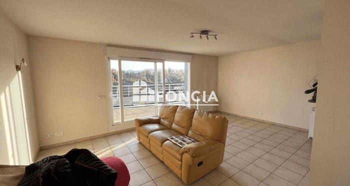 Appartement 4 pièces à Le Pont-de-Beauvoisin, à louer