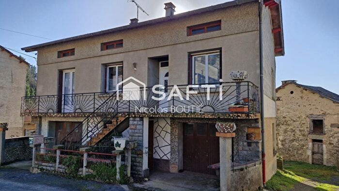 Maison à vendre - Castelnau-de-Brassac - 5 pièces - 4 chambres