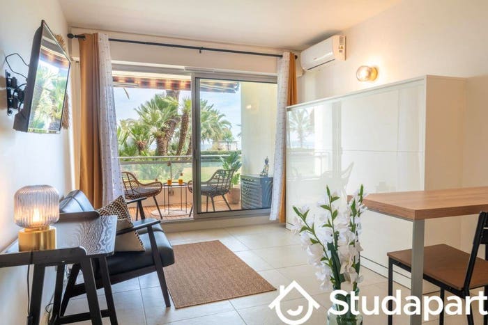 Appartement 1 pièce à louer à La Bocca, Cannes