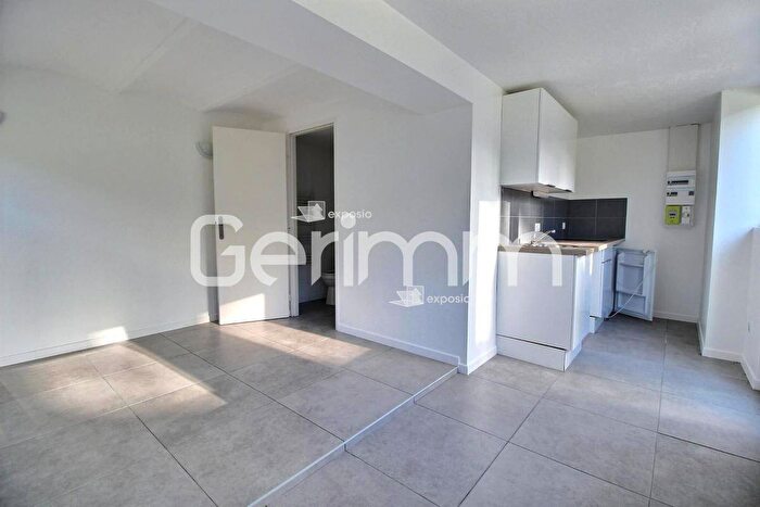 Appartement à louer - Le Murier-La Galochère, Saint-Martin-dHères - 1 pièce