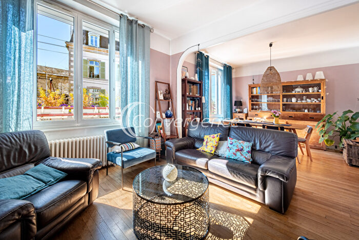 Maison à vendre - Limoges, Centre-ville, Hôtel de Ville, Emailleurs - 6 pièces - 4 chambres