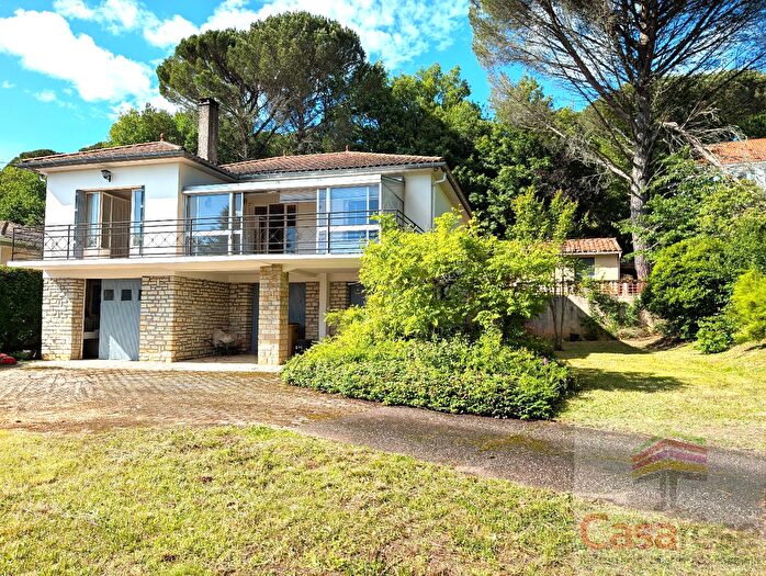 Maison 8 pièces à Lamagdelaine, à vendre