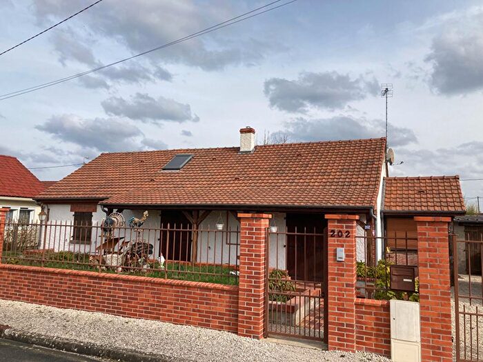 Maison à vendre - Saran, Villarmoy - 4 pièces - 3 chambres