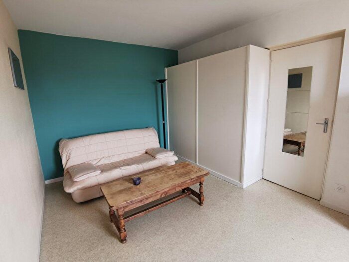Appartement 1 pièce à Villeurbanne, Tonkin Nord, à louer
