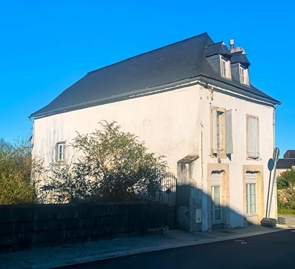 Maison 5 pièces à vendre à Oloron-Sainte-Marie