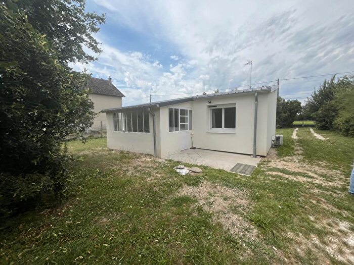 Maison à louer - Saint-Maurice-sur-Fessard - 2 pièces - 1 chambre