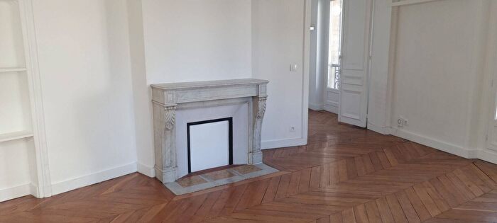 Appartement à louer - Saint Vincent de Paul-Lariboisière, Paris ème arrondissement - 1 pièce
