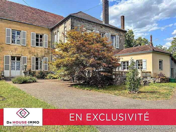 Maison 8 pièces à Chauvirey-le-Châtel, à vendre
