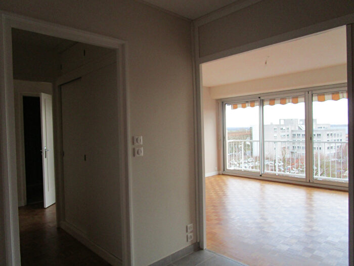 Appartement 4 pièces à Mâcon, Mâcon Nord, à louer