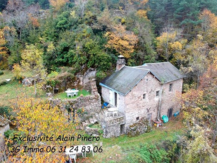 Maison 4 pièces à vendre à Veyreau