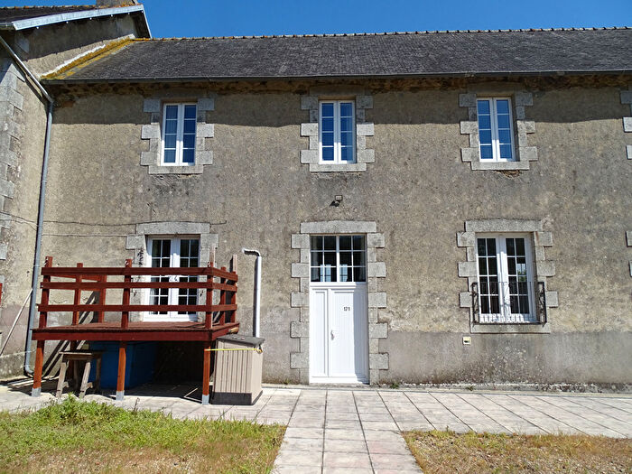 Maison à vendre - Scrignac - 7 pièces - 5 chambres