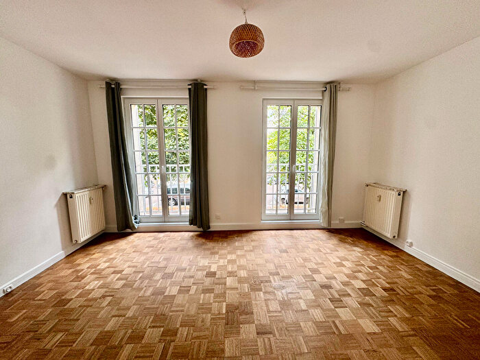 Appartement 2 pièces à louer à Versailles, Notre Dame