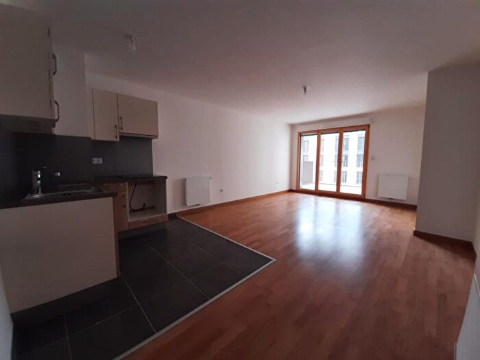 Clichy, République, Victor Hugo - Appartement 3 pièces à louer