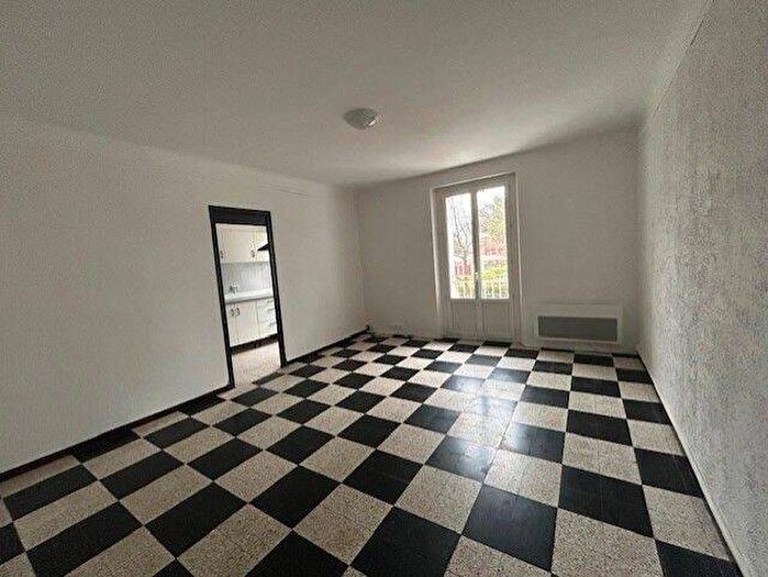 Maison à louer - Eyguières - 3 pièces - 2 chambres