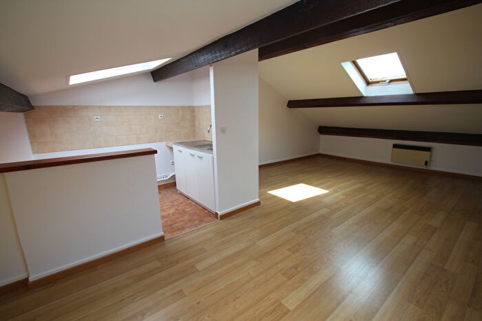 Appartement à louer - Jouy-en-Josas - 1 pièce