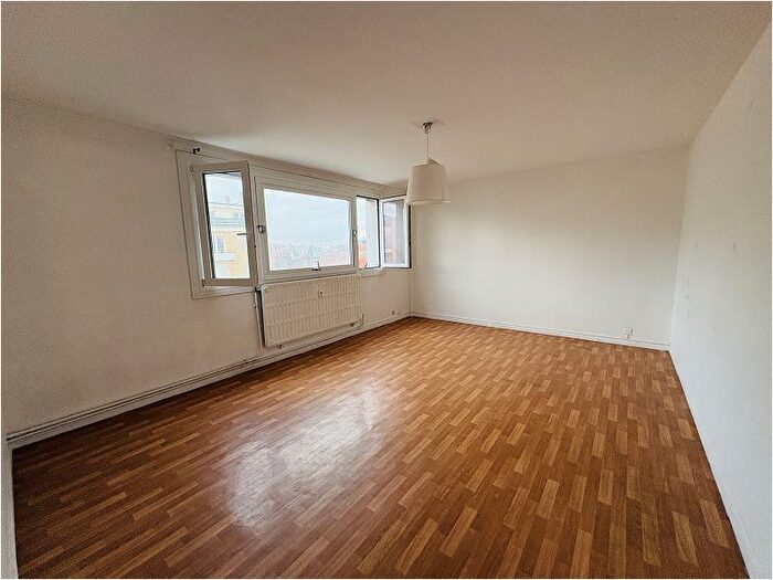 Appartement à louer - Lille, Centre-ville, Euralille - 3 pièces - 2 chambres
