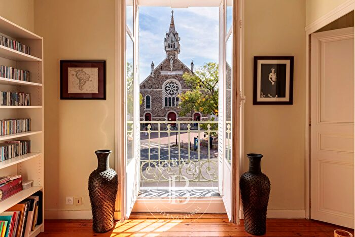 Maison 9 pièces à Nantes, Hauts-Pavés, Saint-Pasquier, Saint-Félix, Université, à vendre