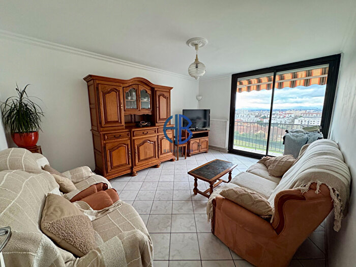 Appartement à vendre - Saint-Priest, Bel-Air - 4 pièces - 3 chambres