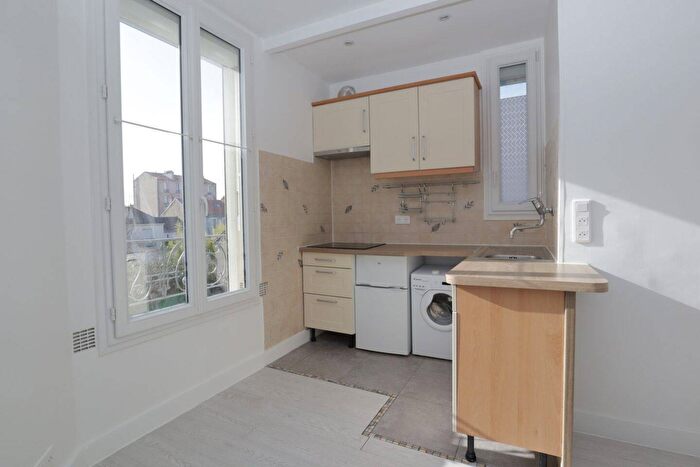 Appartement 2 pièces à louer à Maisons-Alfort