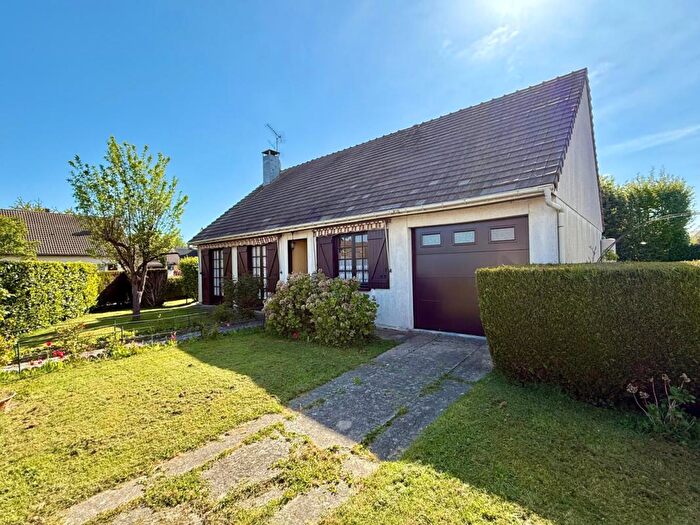 Maison à vendre - Chaumont-en-Vexin - 3 pièces - 2 chambres