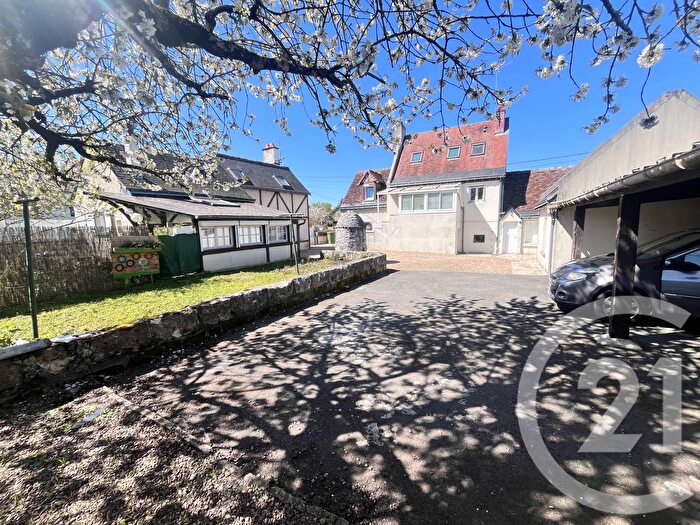 Saint-Avertin, Grands-Champs, Sagerie : Appartement 2 pièces à louer