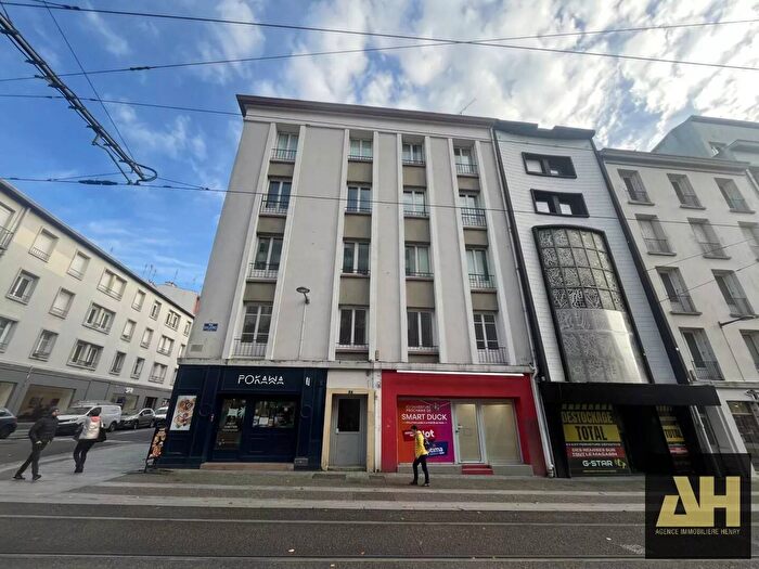 Appartement à louer - Centre, Brest - 5 pièces - 3 chambres