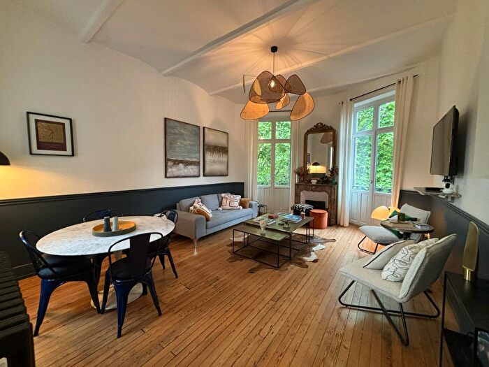 Appartement à louer - Toulouse, Busca, Jardin des plantes, Port Saint-Sauveur - 3 pièces - 2 chambres