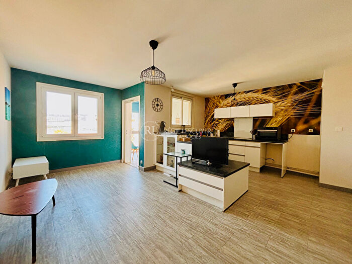 Appartement à vendre - Lyon e , Gerland - 3 pièces - 2 chambres