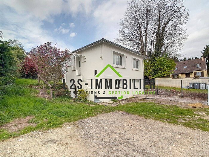 Maison 3 pièces à louer à Attainville