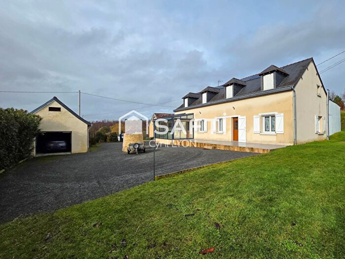 Maison à vendre - Mouliherne - 6 pièces - 4 chambres