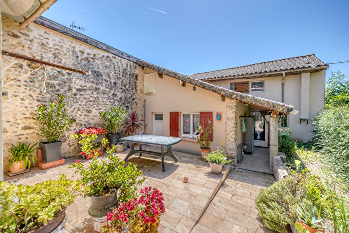 Montguyon : Maison 4 pièces à vendre