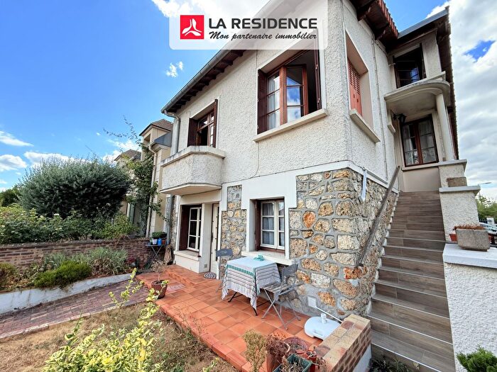 Maison 6 pièces à Jouy-en-Josas, à vendre