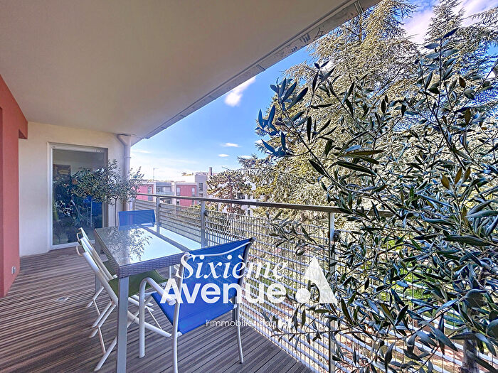 Appartement à vendre - Décines-Charpieu, La Soie Montaberlet - 4 pièces - 3 chambres