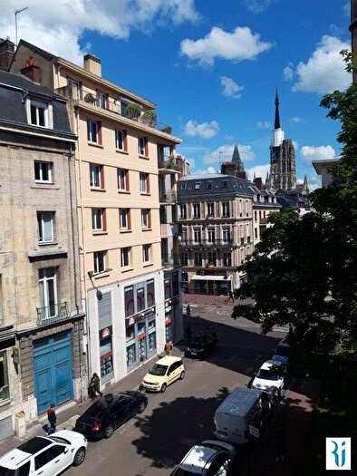 Appartement à louer - Vieux Marché-Cathédrale, Rouen - 3 pièces - 2 chambres