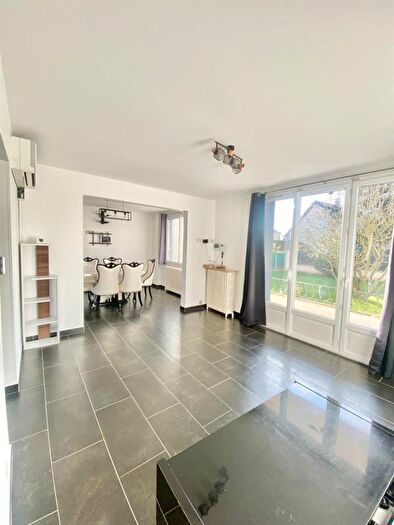 Maison à louer - Rosny-sur-Seine - 6 pièces - 4 chambres