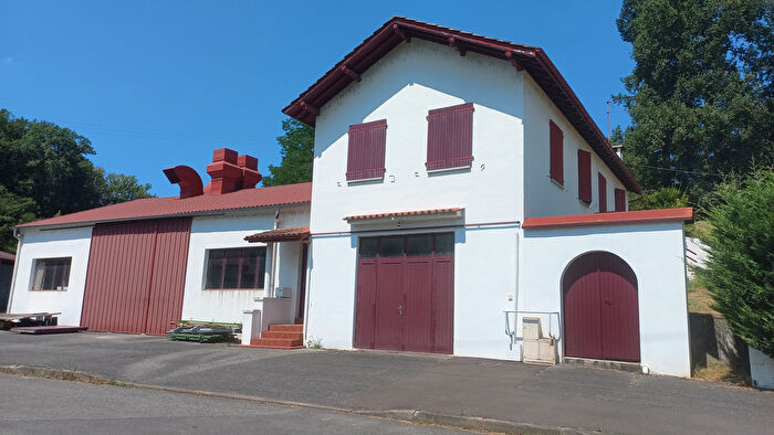 Maison à vendre - Amendeuix-Oneix - 4 pièces - 2 chambres