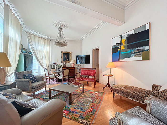 Appartement à vendre - Nîmes, Carmes - 5 pièces - 3 chambres