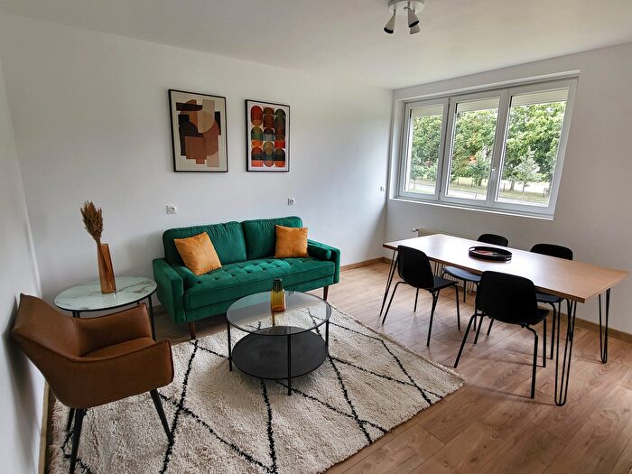 Appartement à louer - Amiens - 4 pièces - 3 chambres