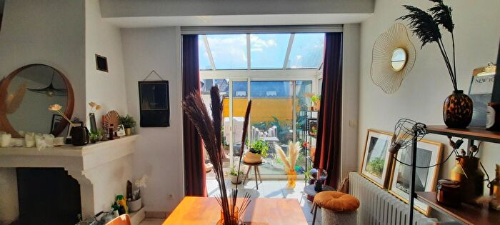 Maison à louer - Quartiers Ouest, Anatole France - 6 pièces - 3 chambres