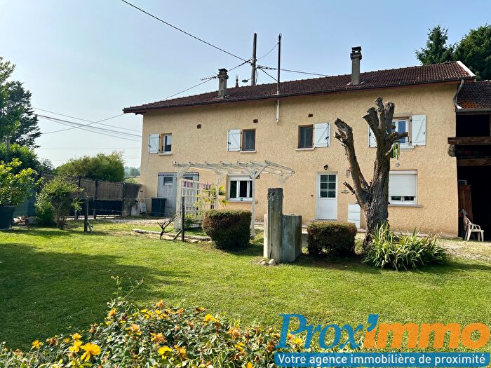 Maison à vendre - Saint-Hilaire-de-la-Côte - 4 pièces - 3 chambres